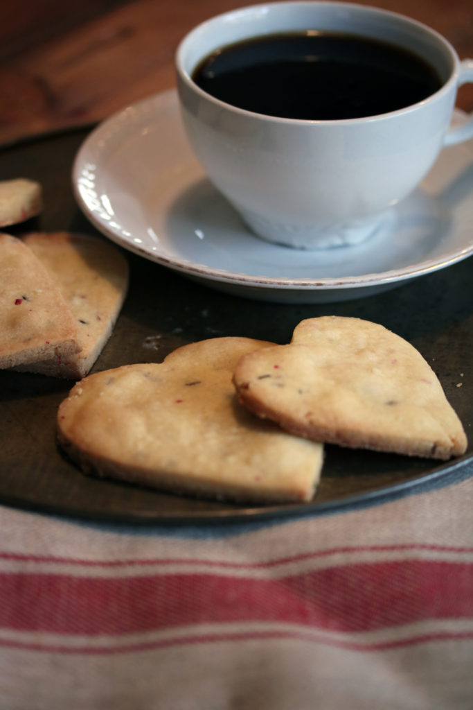 Farmhouse Shortbread Cookies • The Farmhouse Project