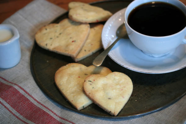 Farmhouse Shortbread Cookies • The Farmhouse Project