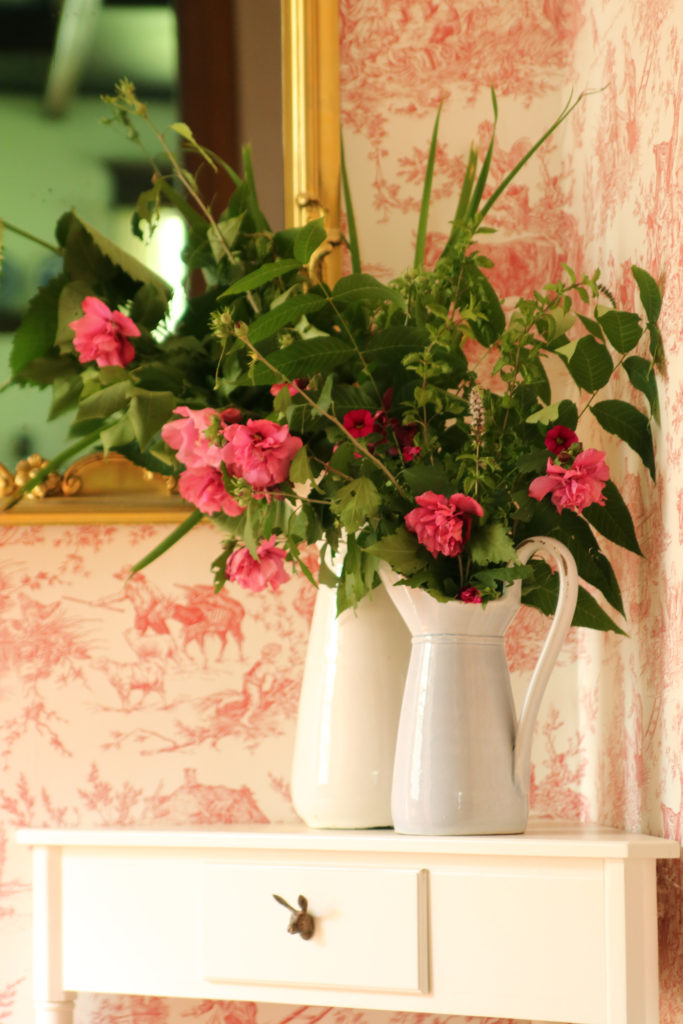 DIY Table Flowers • The Farmhouse Project