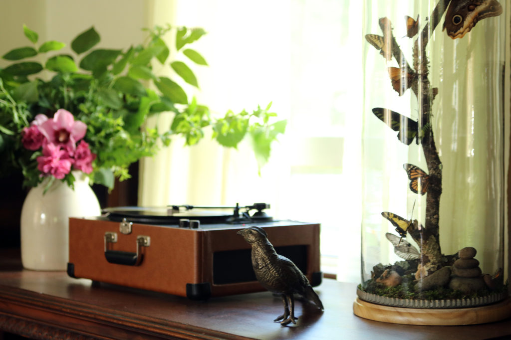 DIY Table Flowers • The Farmhouse Project